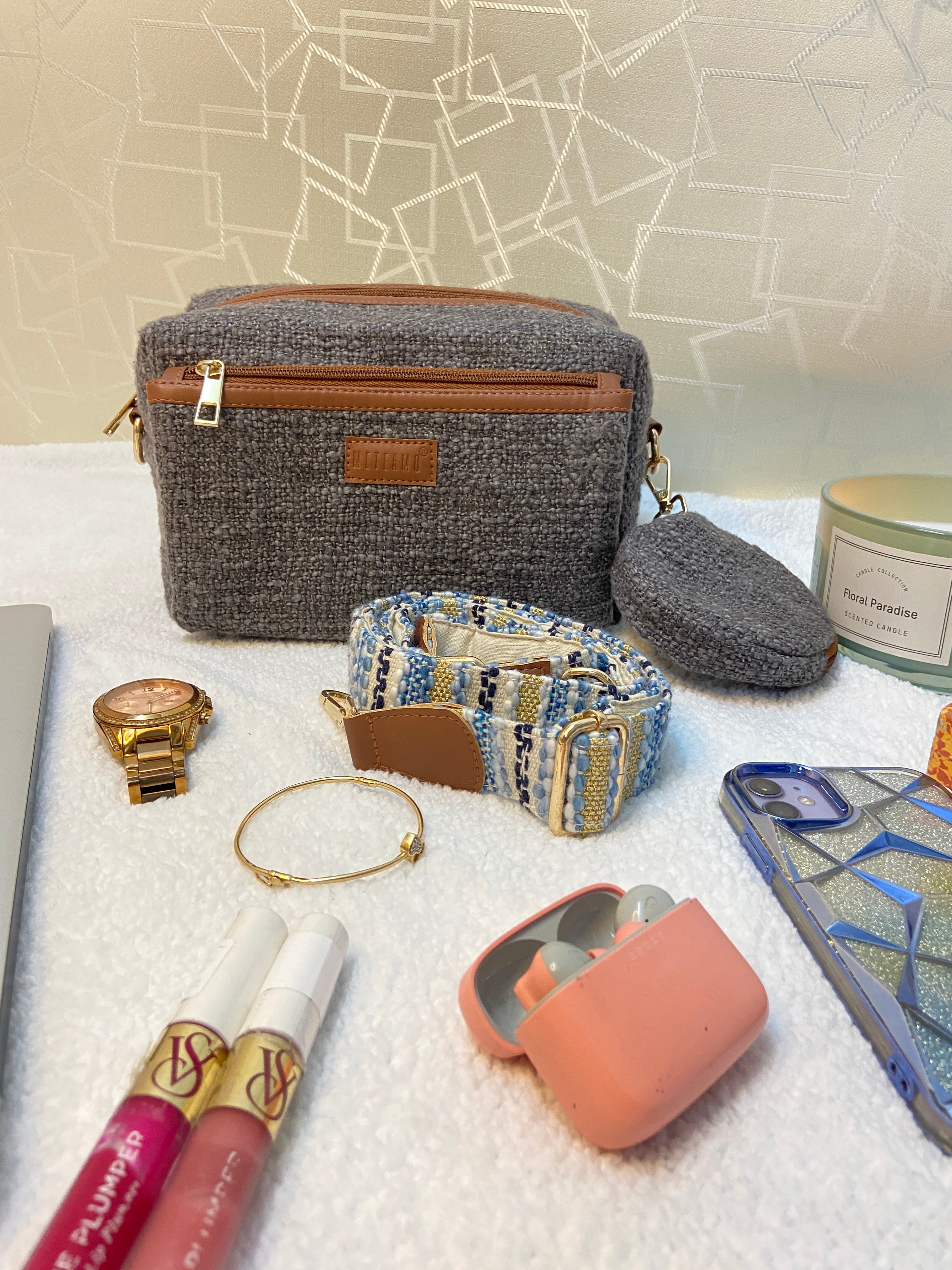 Me Te Amo | Bags in Raffia, Jacquard, Handloom Cotton & Polyester