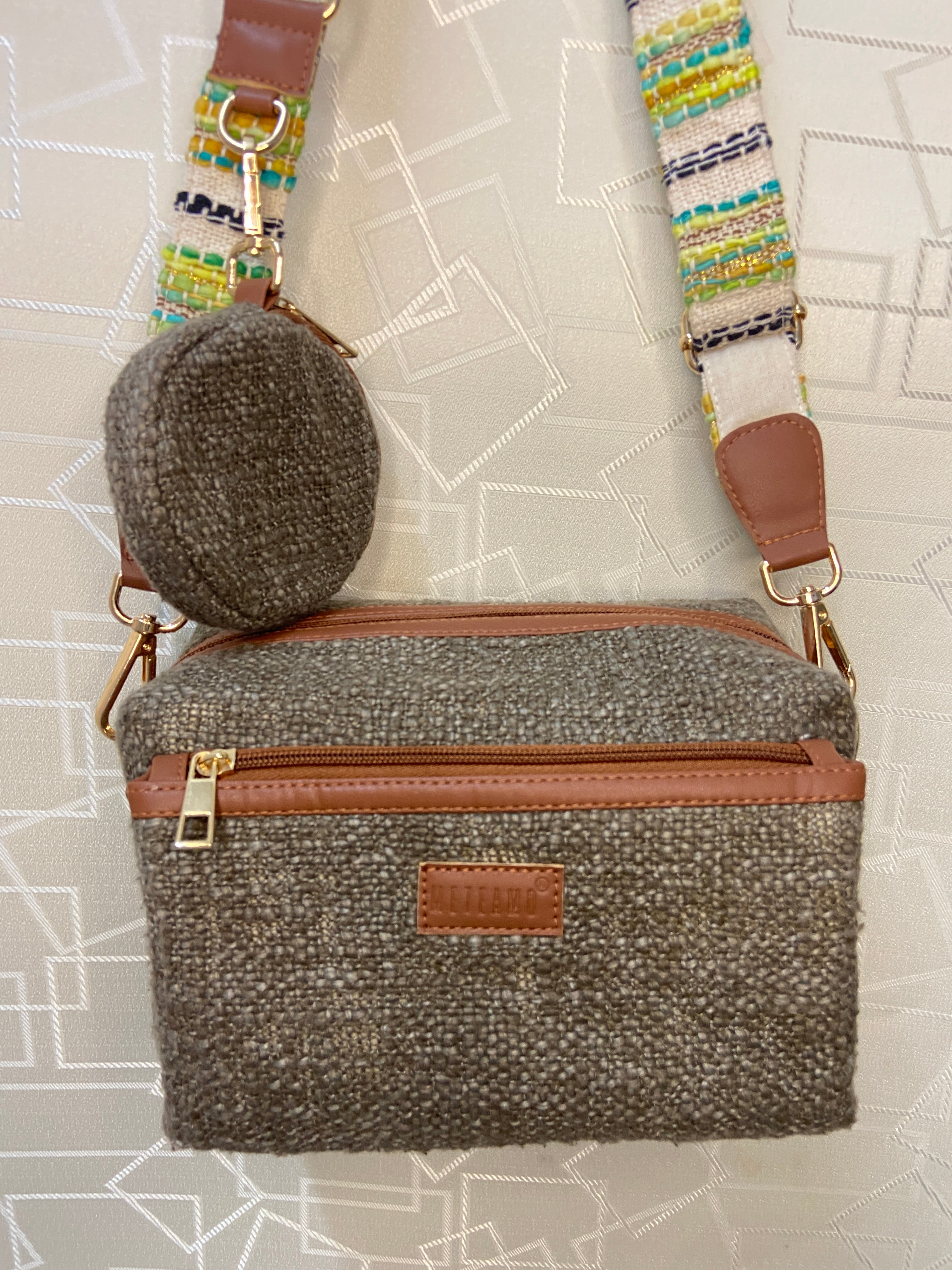 Me Te Amo | Bags in Raffia, Jacquard, Handloom Cotton & Polyester